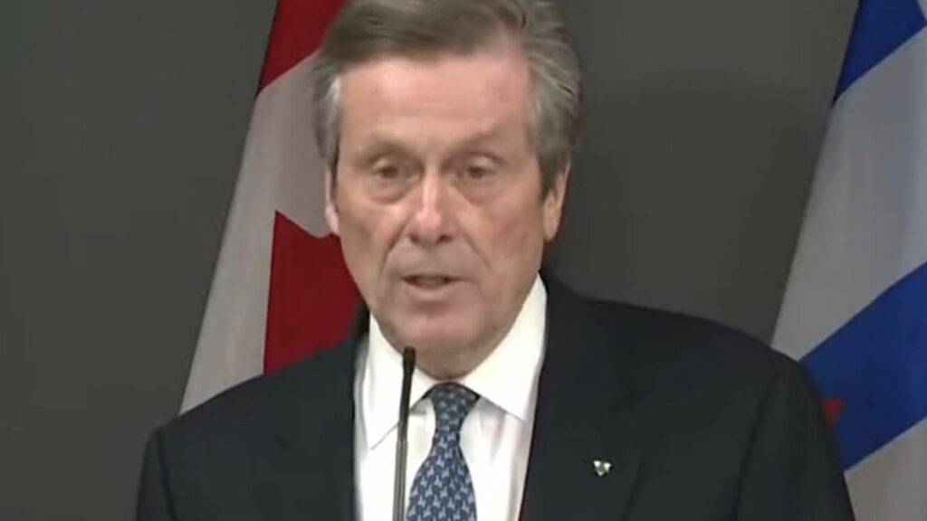 VIDEO: Toronto mayor resigns after caught having SEX with subordinate ...